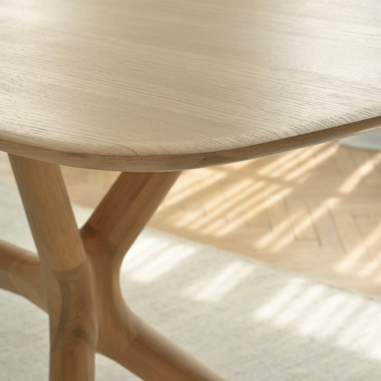 X Dining Table – Stylegarage