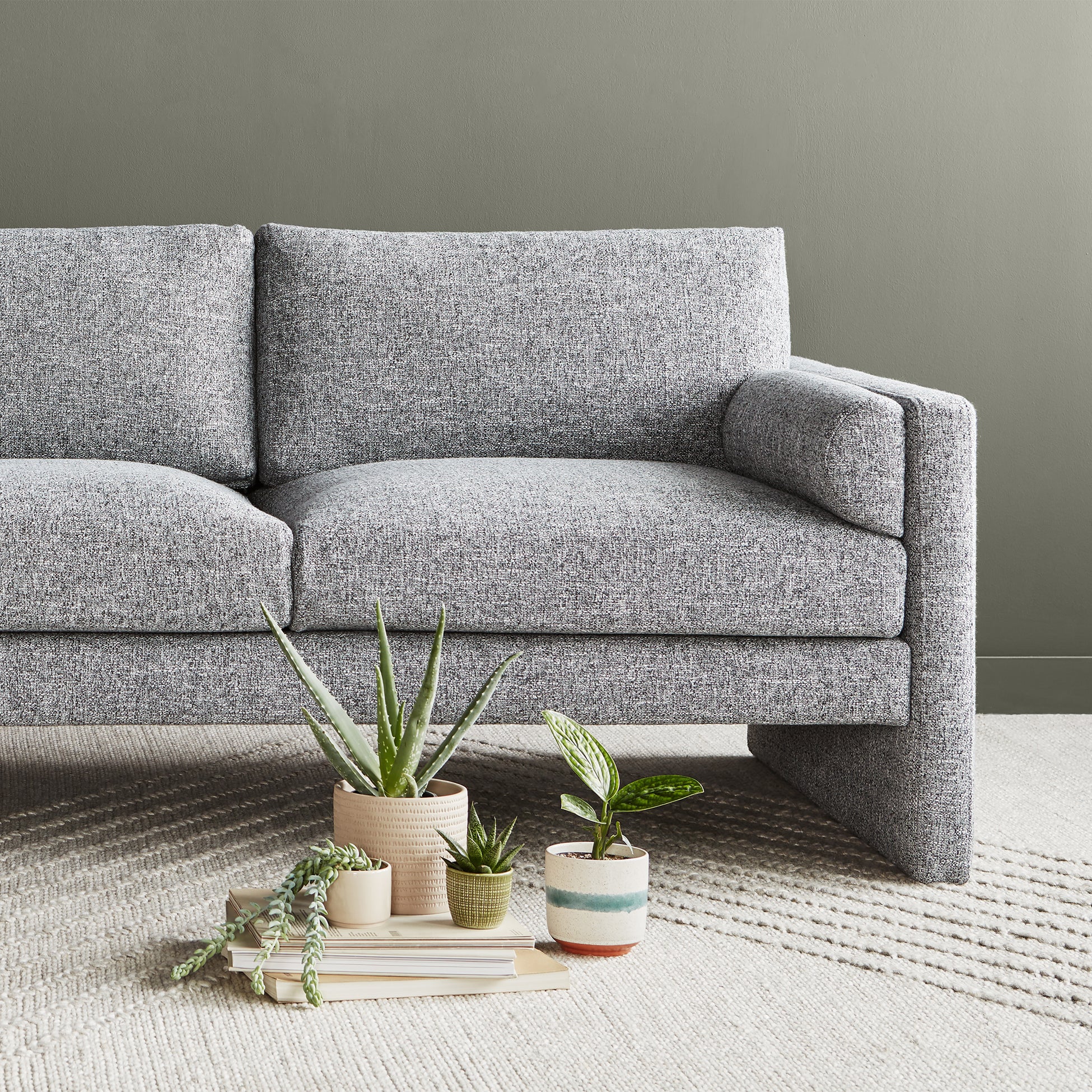 Laurel Sofa – Stylegarage