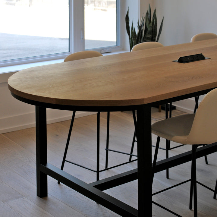 Communal Table – Stylegarage