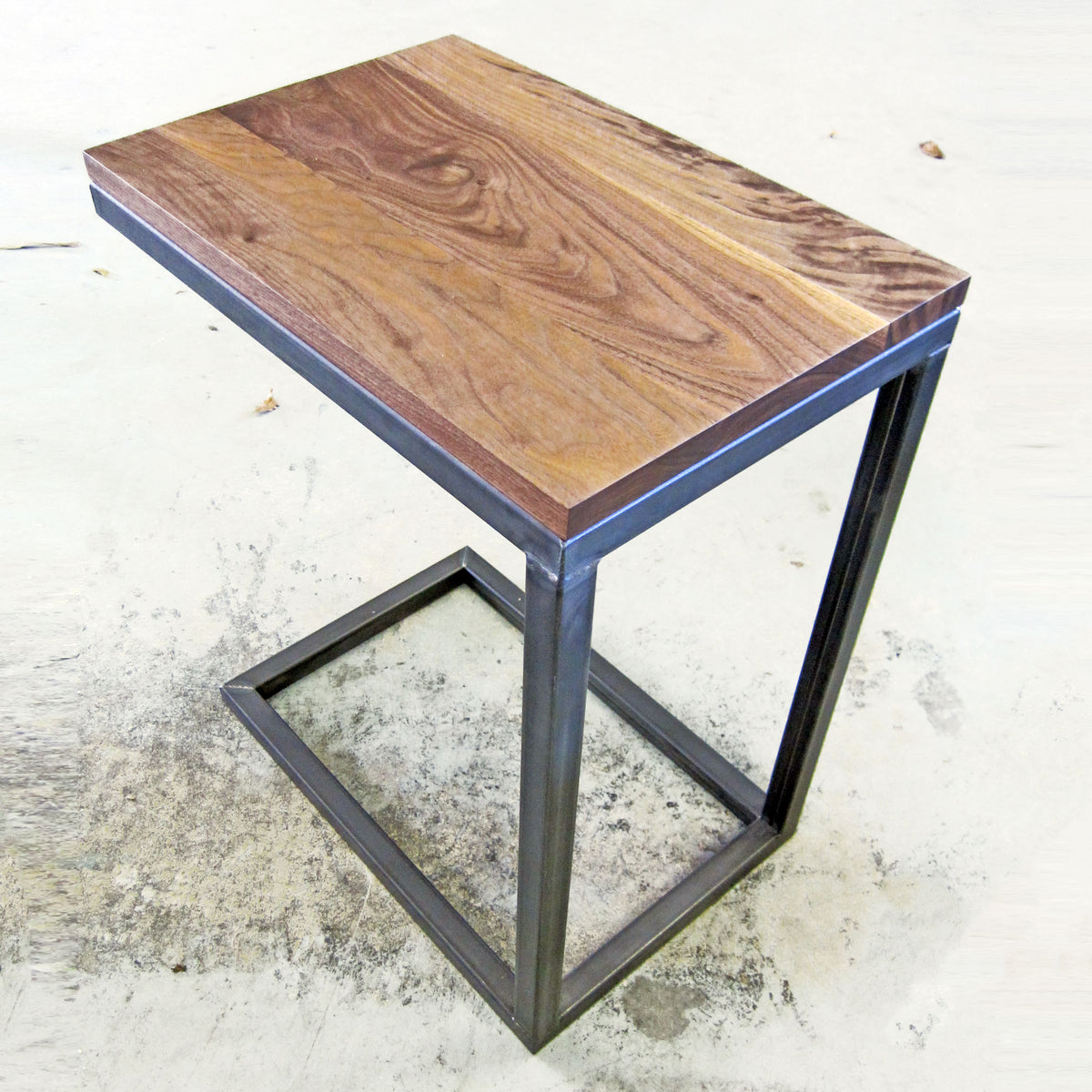 Custom Bishop Table – Stylegarage