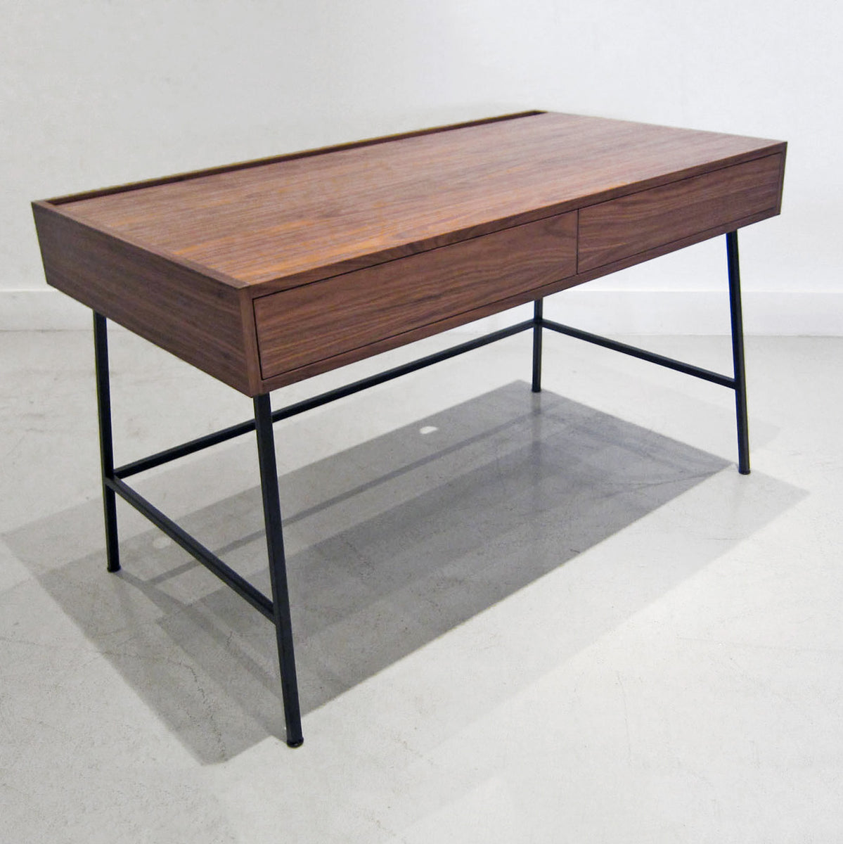 Custom Junction Desk – Stylegarage